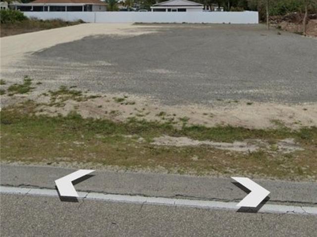 3914 8th St SW, Lehigh Acres, FL 33976
