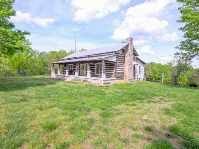 3915 Oak Ridge Rd