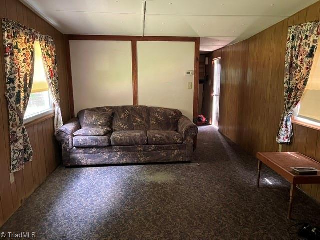 3915 Cedar Forest Road