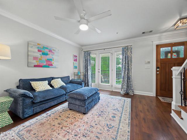 3915 Cherokee Woods Way 209