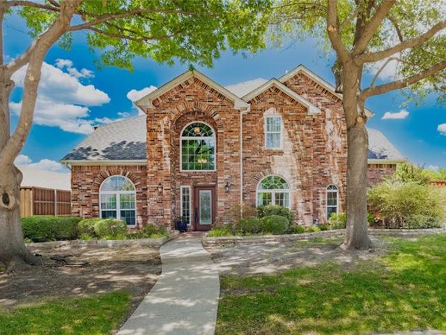 3915 Compton Dr, Richardson, TX 75082