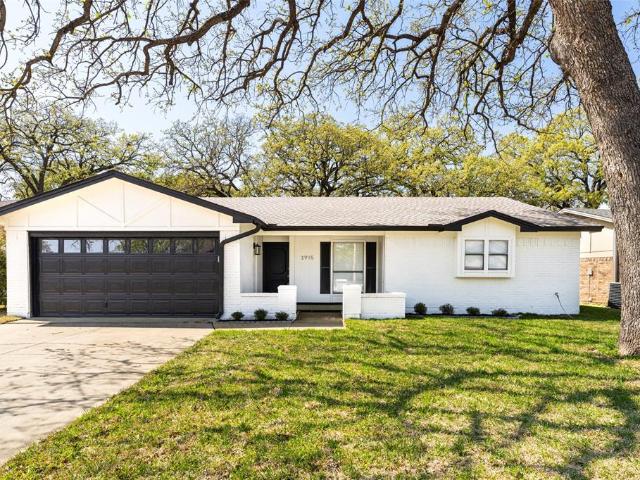 3915 Firethorn Dr, Arlington, TX 76017 | MLS #21218 | Compass