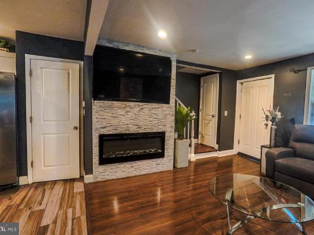 3915 Flowerton Road
