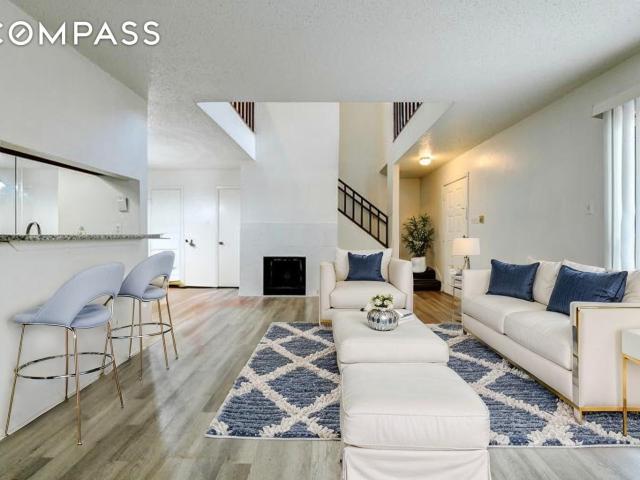 3915 Tanglewilde St 3915, Houston, TX