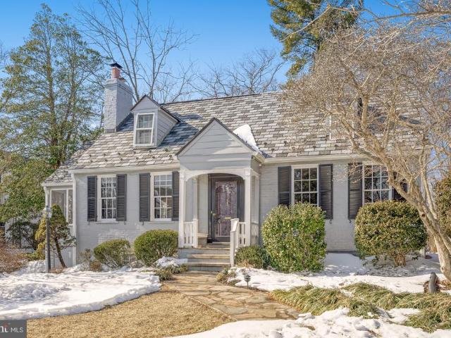3916 Military Road