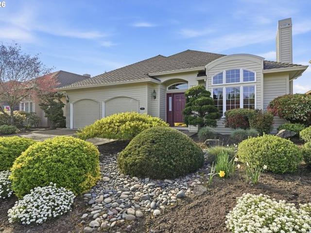 3916 NW Fall Creek Pl, Portland, OR 97229