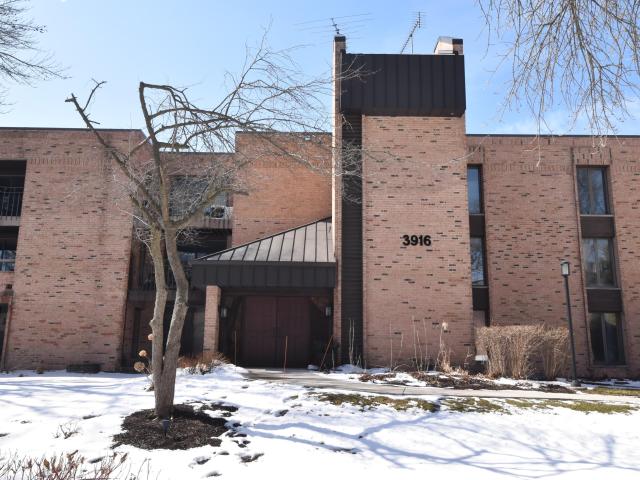 3916 N Oakland Ave, Unit 224