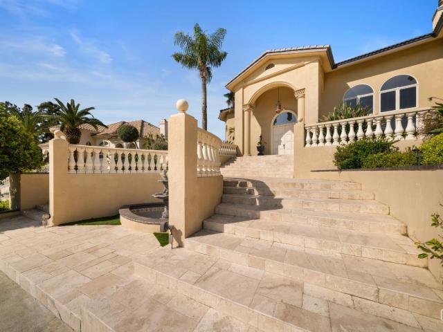 3916 Pinehurst Drive