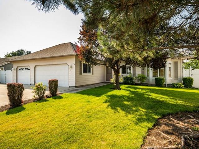 3916 SW Sam Snead Ct, Redmond, OR 97756