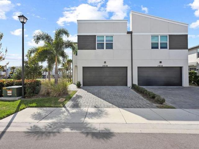 3916 SE Mentmore Ln, Stuart, FL 34997