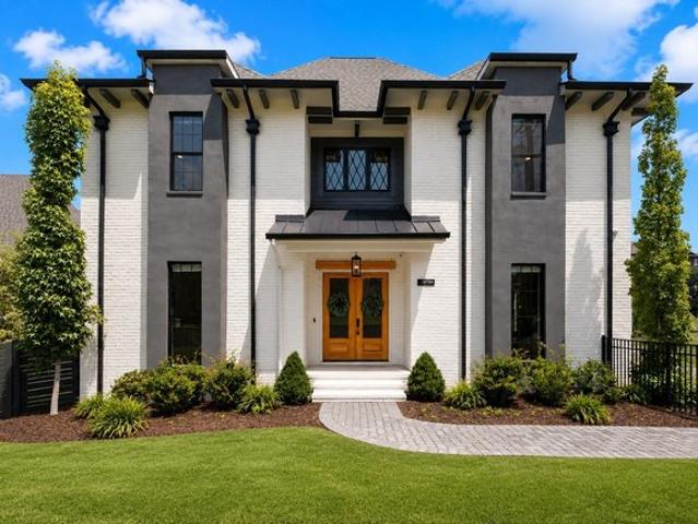 3916A Cross Creek Rd, Nashville, TN 37215