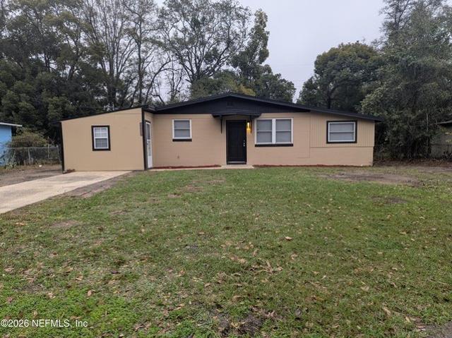 3917 Macgregor Dr, Jacksonville, FL 32210