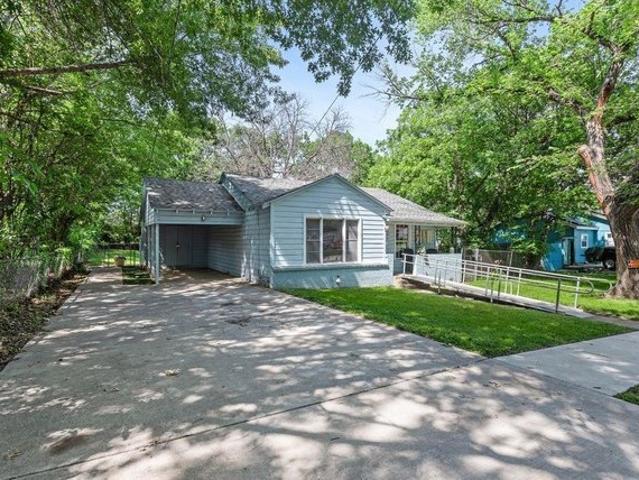 3917 Menn St, Haltom City, TX 76117