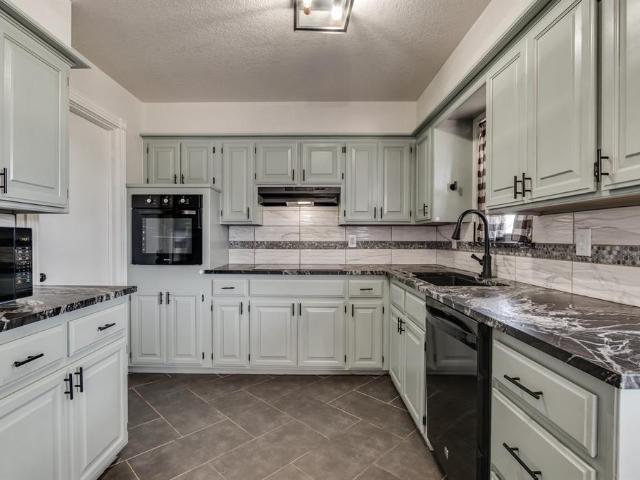 3917 NW 57th Street