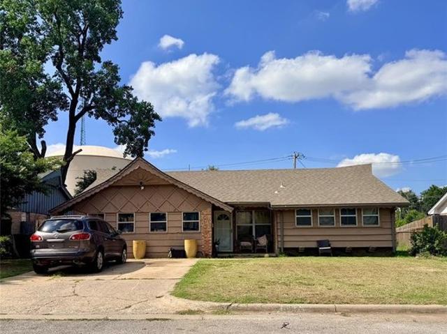 3917 NW 52nd St, Oklahoma City, OK 73112