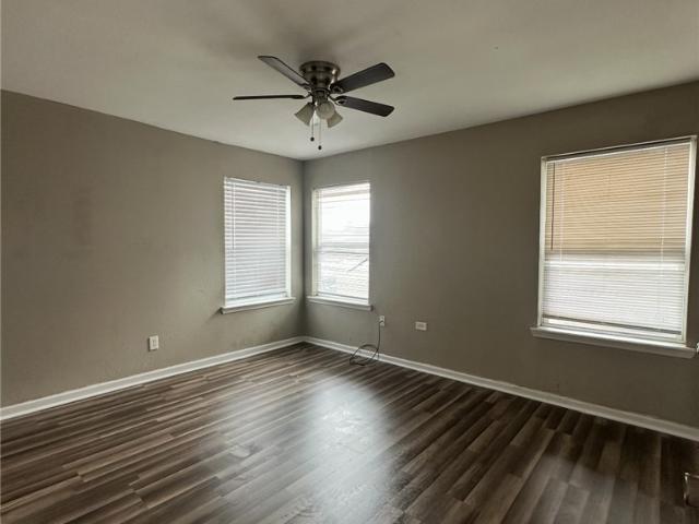3917 BOSQUE Boulevard 19