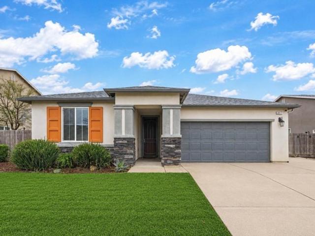 3917 E Myrtle Ave, Visalia, CA 93292