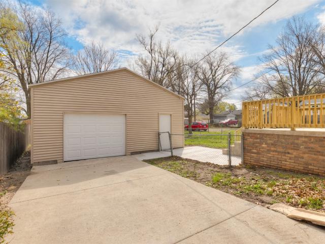 3917 8th Street