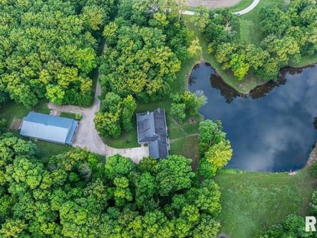 3918 N Saint Marie Rd, Olney, IL 62450