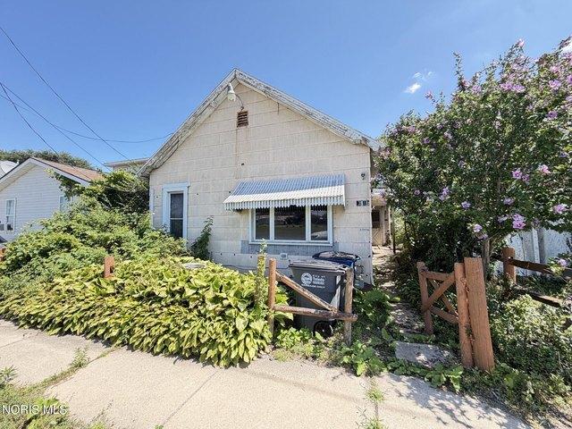 3918 Canada Southern Ave, Toledo, OH 43612