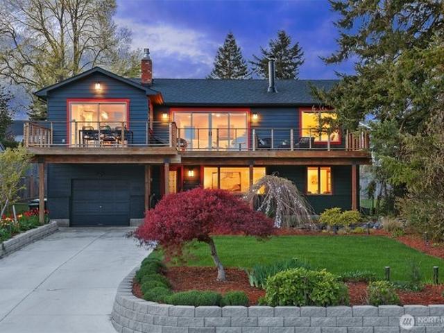 3918 SW 107th St, Seattle, WA 98146