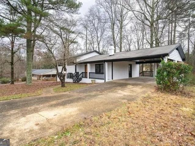 3918 Sherwood Drive