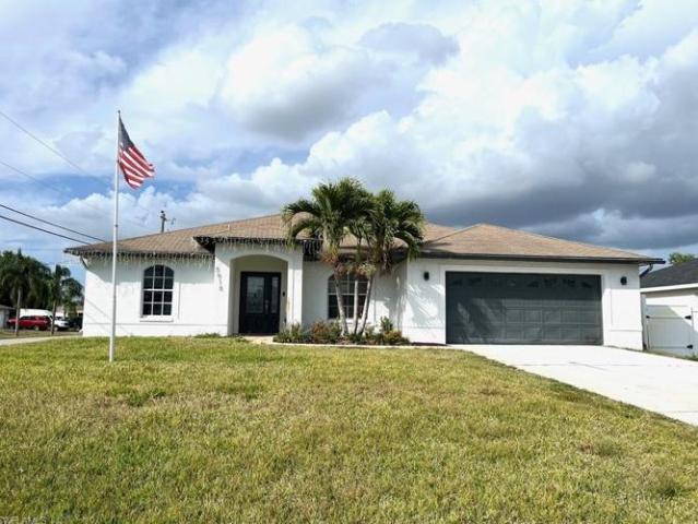 3918 5th St W, Lehigh Acres, FL 33971