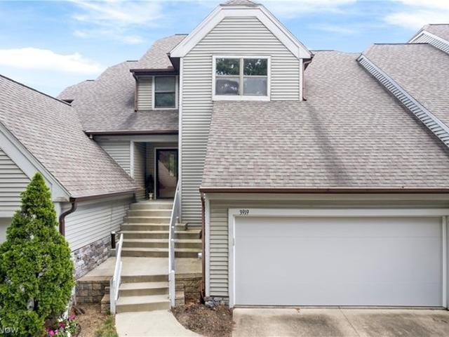3919 Marsh View Dr, Portage Lakes, OH 44319