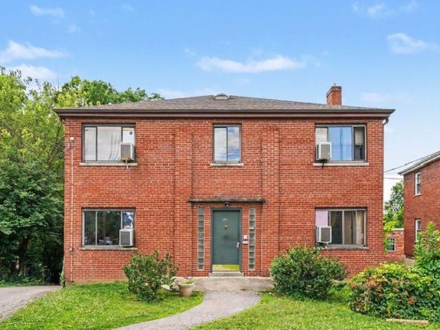 3919 E Gatewood Ln, Silverton, OH 45236