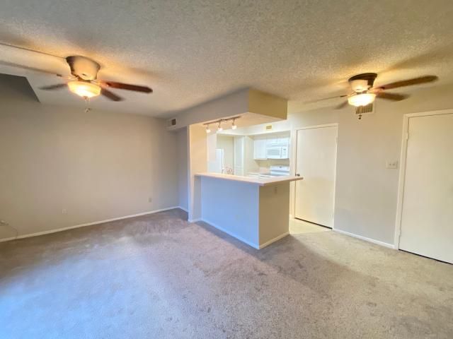 3919 Fairmont Parkway 162