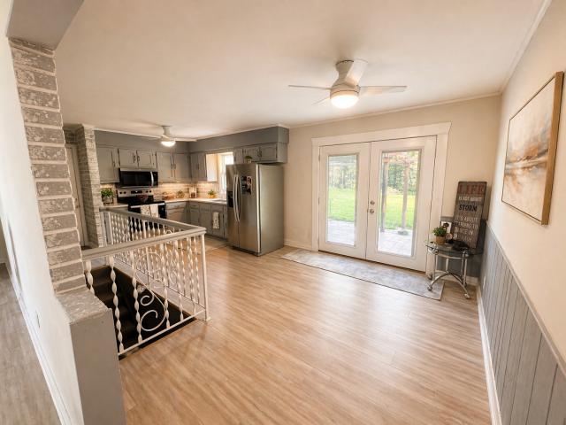 3919 Falling Leaf Drive