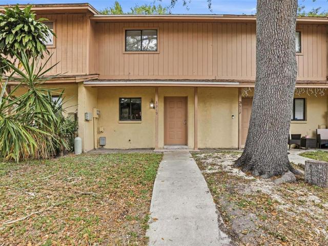 3919 Pine Limb Ct, Tampa, FL 33614 | MLS #TB8491 | Compass