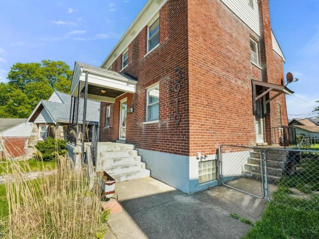 3919 S Clerose Circle
