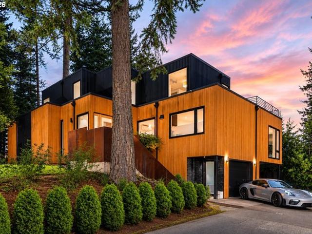 3919 Southshore Blvd, Lake Oswego, OR 97035
