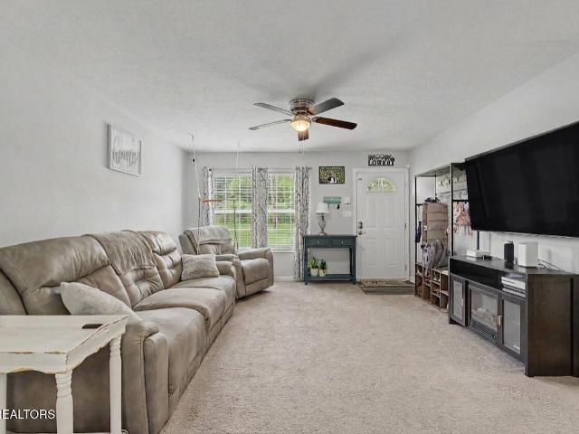 3910 Oakland Drive