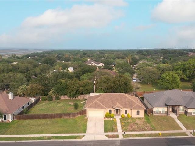 3910 Granite Peak Dr, Corpus Christi, TX 78410