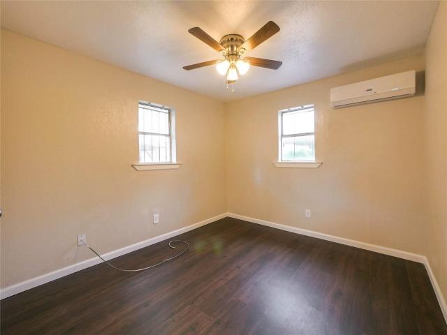 3910 Polly Street 2 Bedroom Apartment for Rent at 3910 Polly Street, Dallas, TX 75210 South Dallas