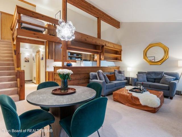 3910 S Lake Creek Dr Unit 13 2 Wilson, WY 83014