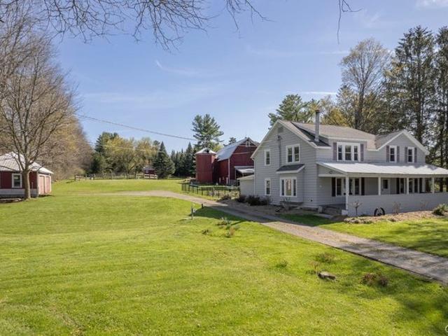 3910 W Seneca Tpke, Syracuse, NY 13215