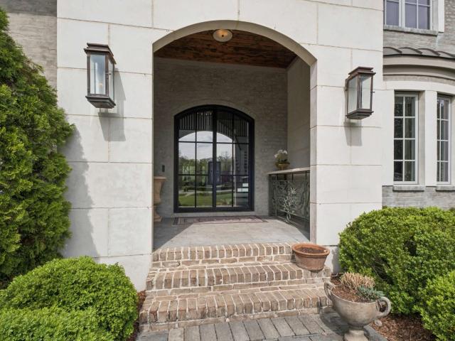 3910 Wayland Drive