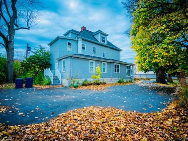 3911 Main St, Buffalo, NY 14226