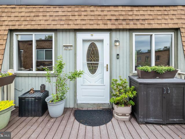 3911 Manzanita Pl, Unit E, Alexandria, VA 22309 | MLS #VAFX2298