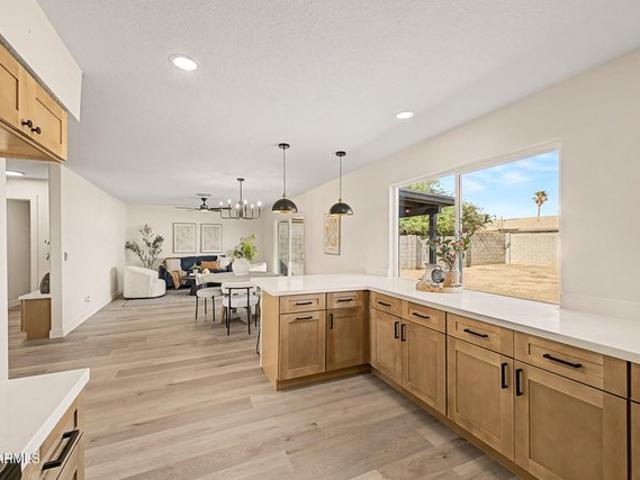 3911 N 87th Ave, Phoenix, AZ 85037