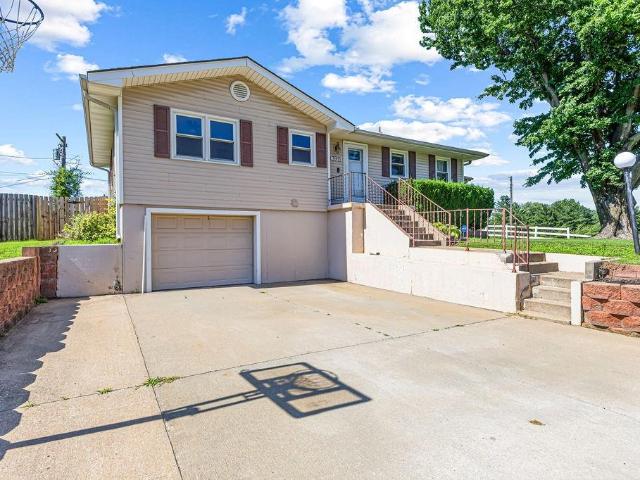 3911 Bucher Drive