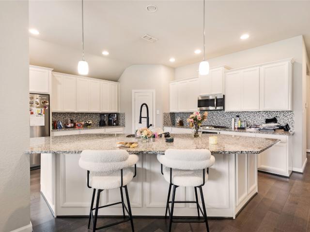 3911 Ballard