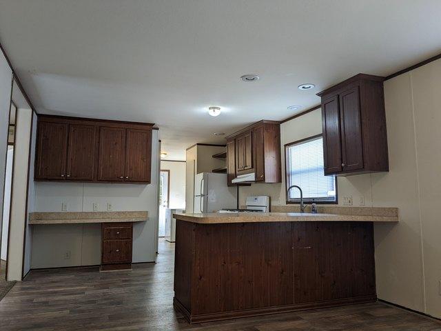 3911 Cambridge Ct, Jackson, MI 49201
