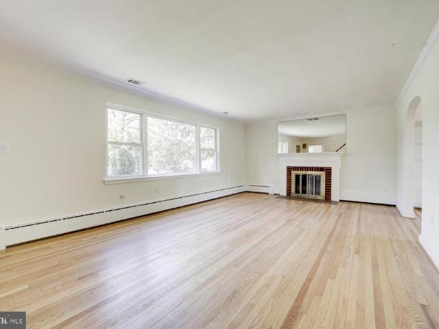3911 Commander Drive