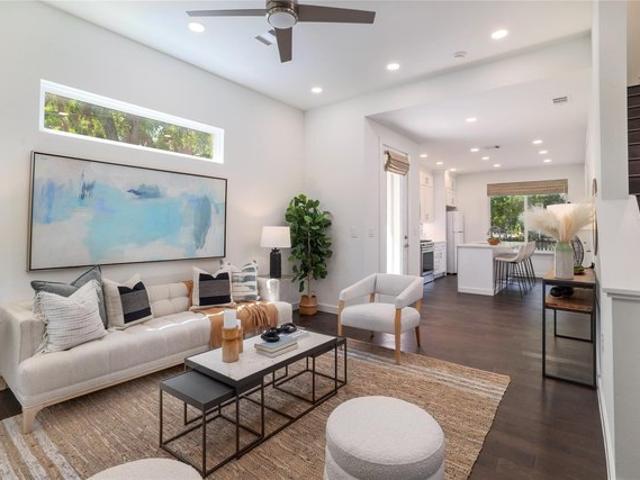 3911 Duval St Unit 2, Austin, TX 78751