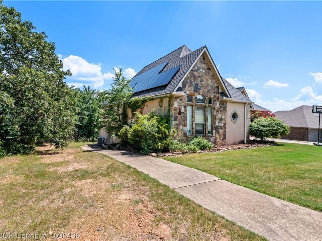 3911 Golf Course Drive