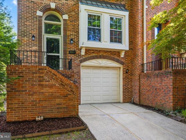 3911 Green Look Court